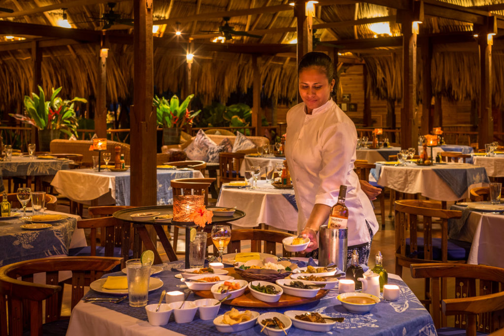 Mare Restaurant – Estrellamare Hote and Resort